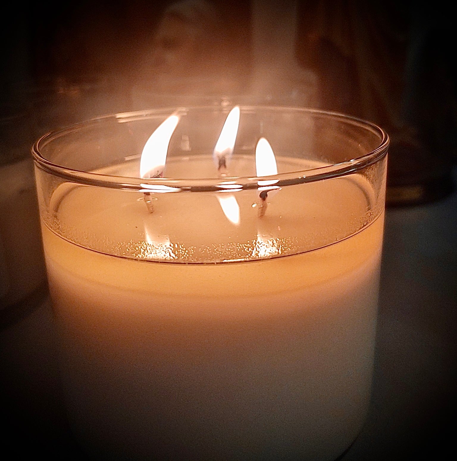 Scented soy wax candles-hand poured-high quality – smellysisterscandleco